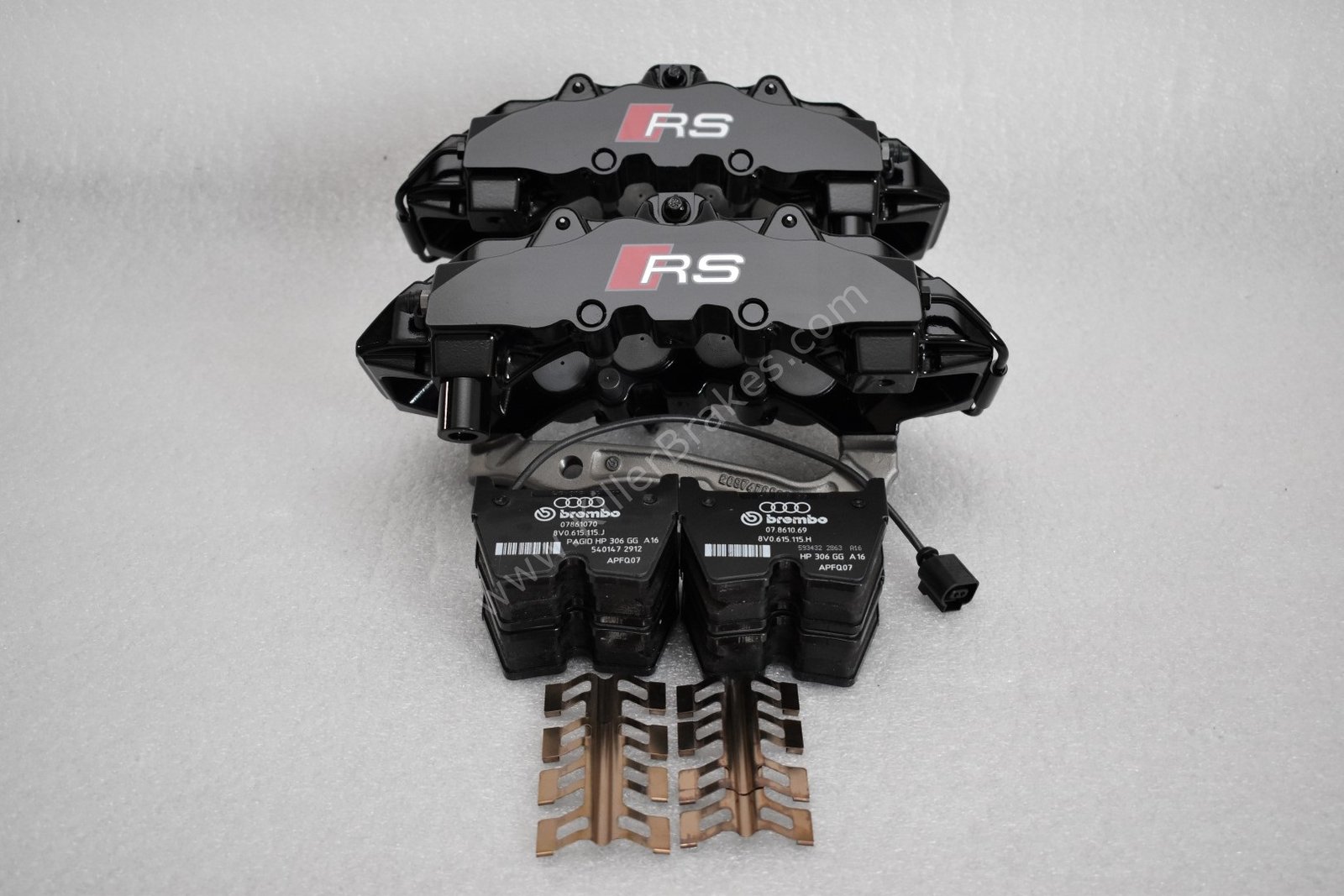 Audi TTRS 8s RS3 8v Brembo 8Pot Calipers 8V0615107D 8V0615108D with Pads