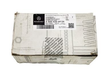 Front Mercedes A35 A45 AMG W177 Brake Pads A0004205904 A0004208302 ...