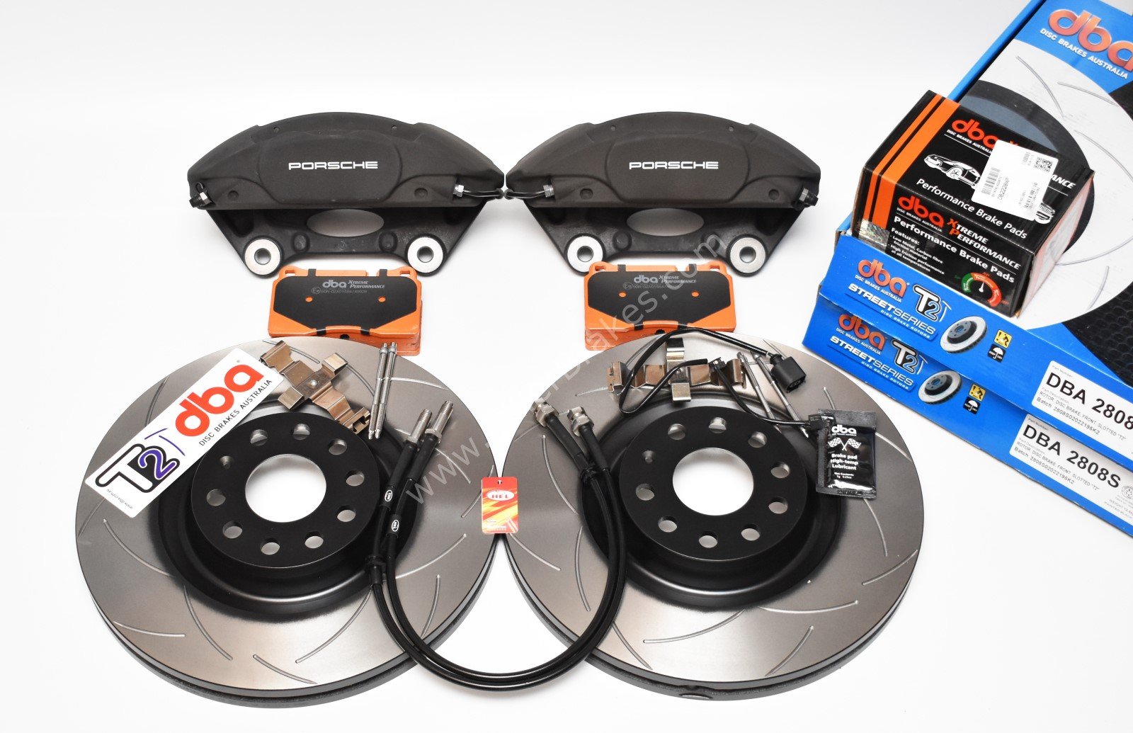 MQB Brake Kit Porsche Macan Brembo 4pot DBA 345x30mm Slotted discs NEW